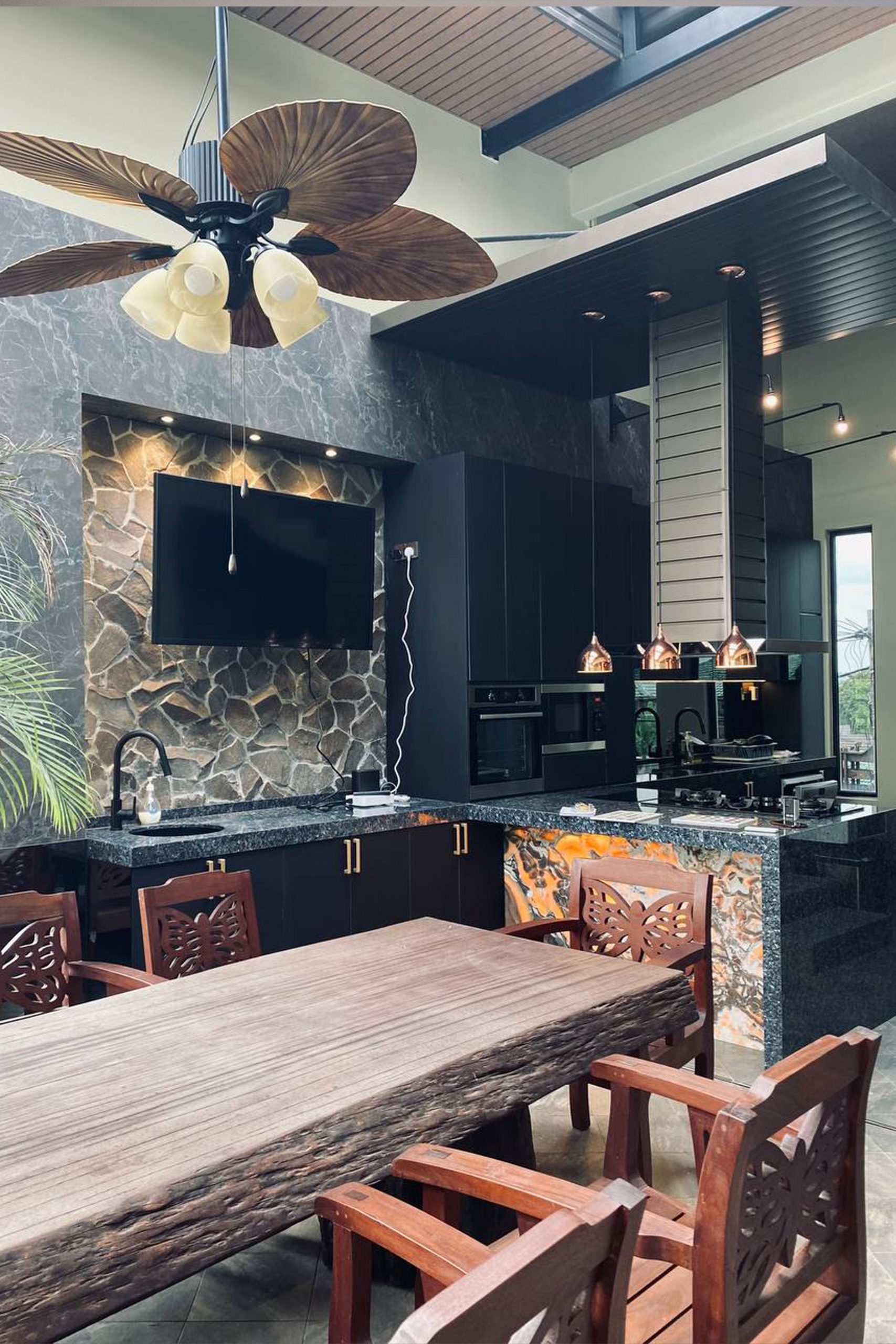 kitchen - Ace Cabinet Design